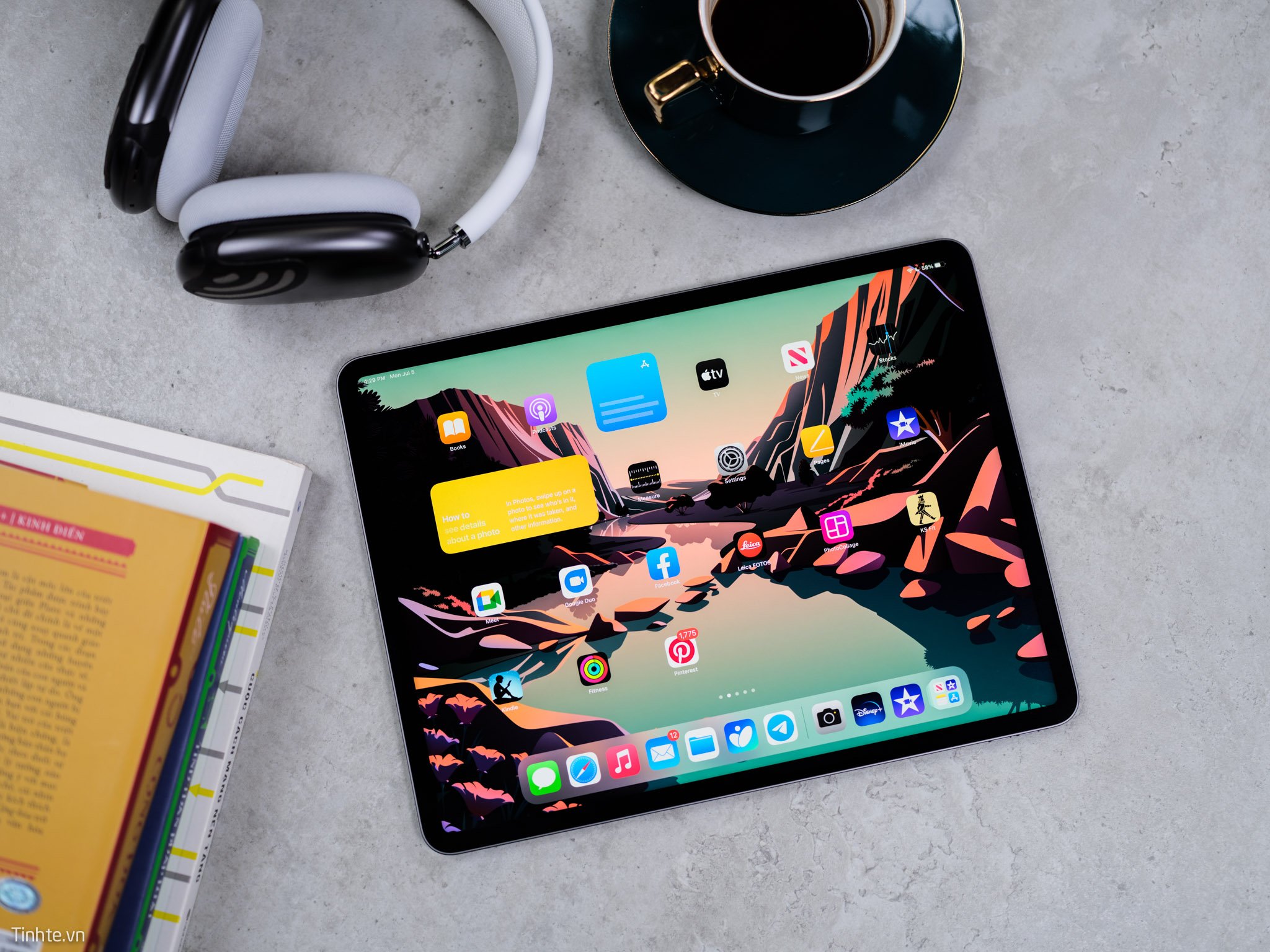 Apple has just ended a 12-year tradition by not releasing any new iPads ...