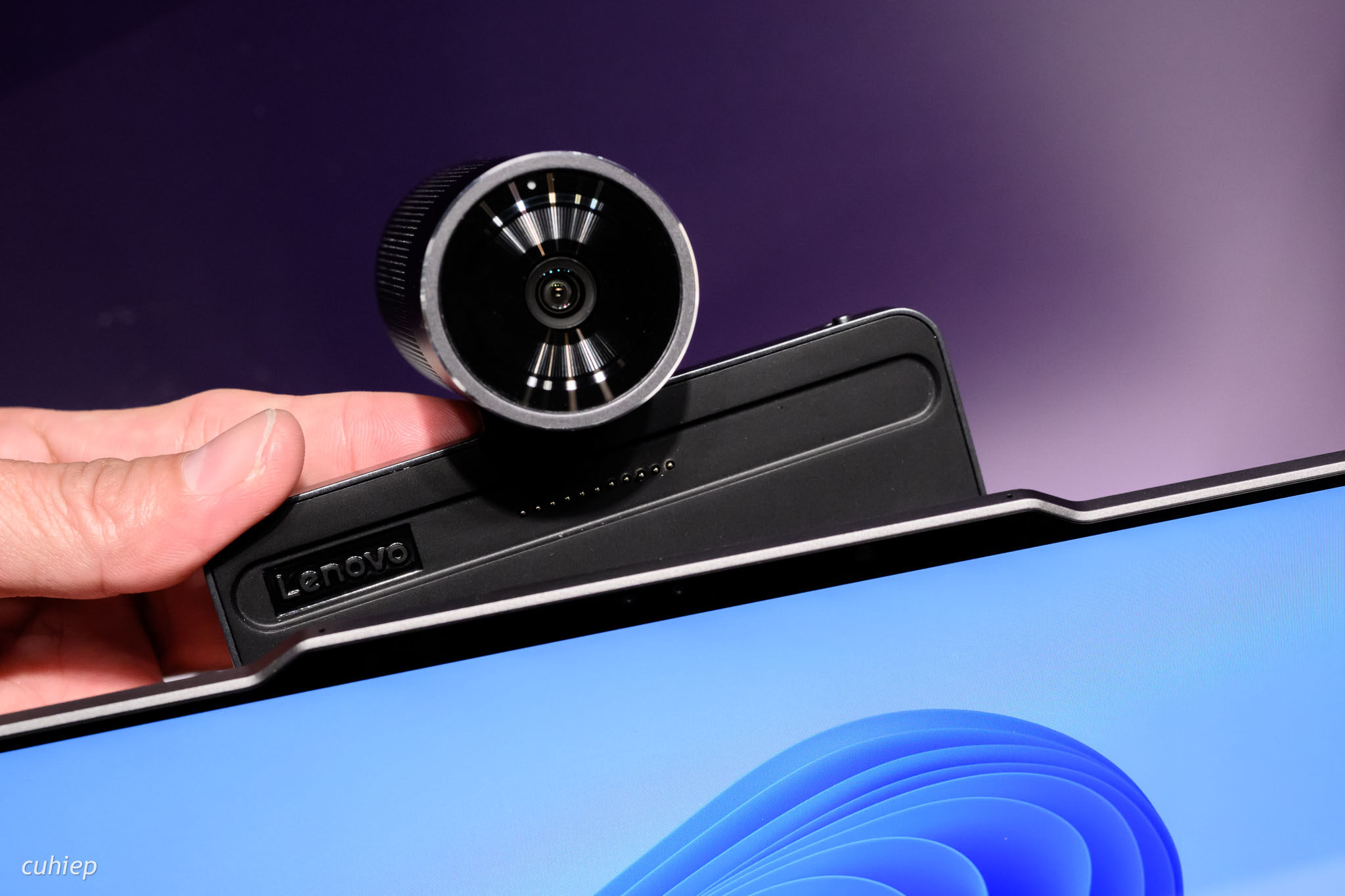 CES24: Lenovo Magic Bay Family Concept - Bộ phụ kiện đặc biệt cho máy ...