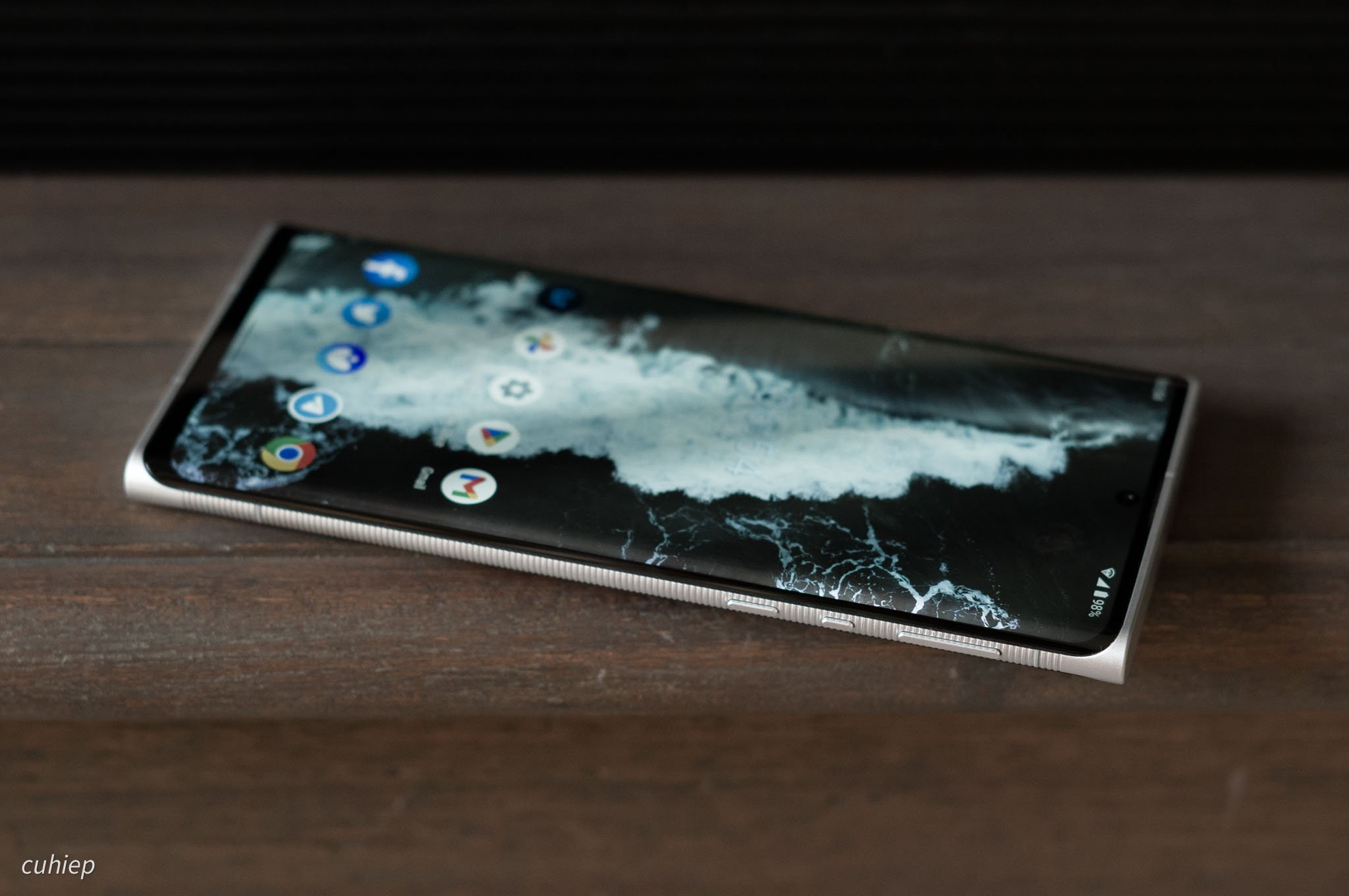 Mình quyết định dùng Leica Phone 1 thay vì các dòng điện thoại Android ...