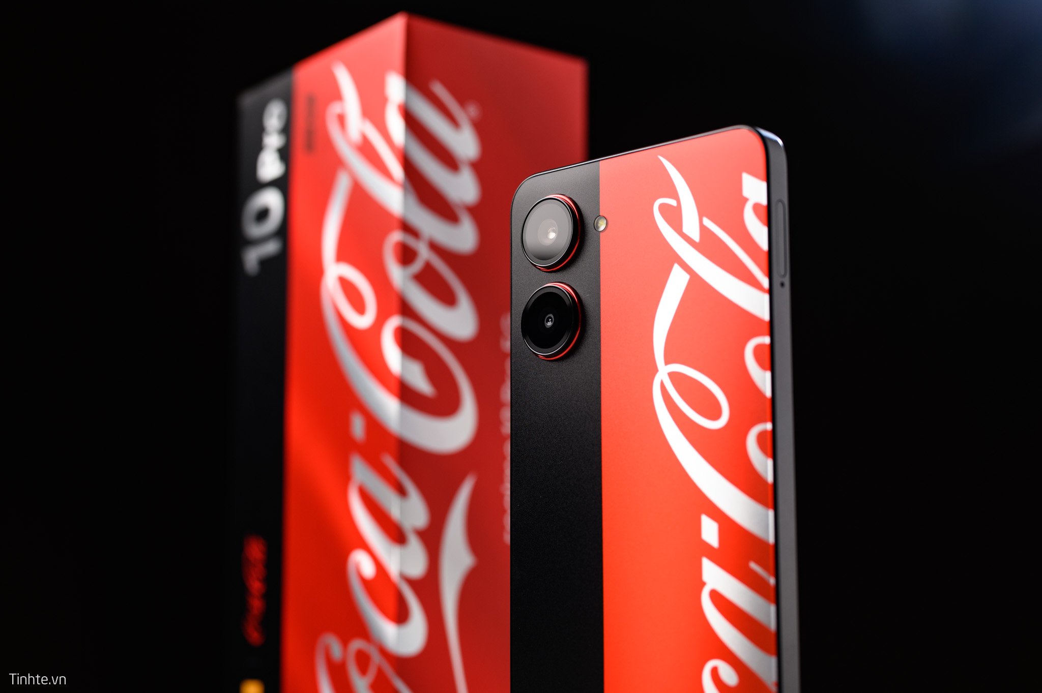 Trên tay realme 10 Pro 5G phiên bản Pepsi: Ưu điểm độc đáo!