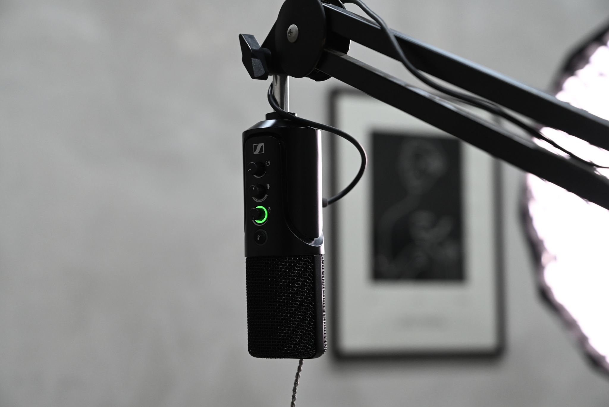 Cầm trên tay Microphone USB Sennheiser Profile: Đồng hành đắc lực cho ...