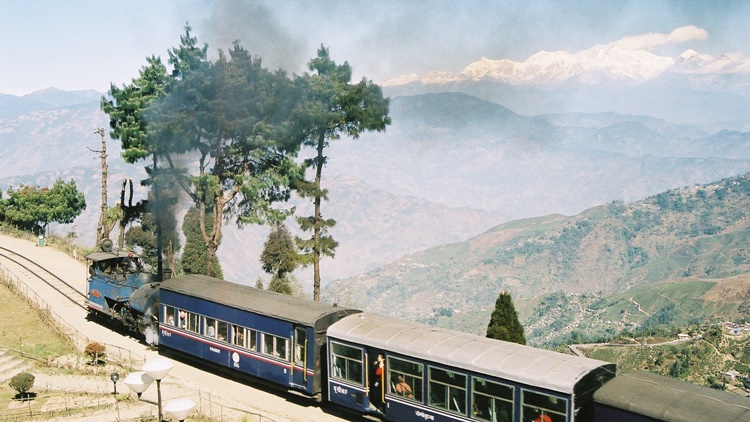 Exploring the Majestic Himalayan Railway Routes - Your Ultimate Travel ...