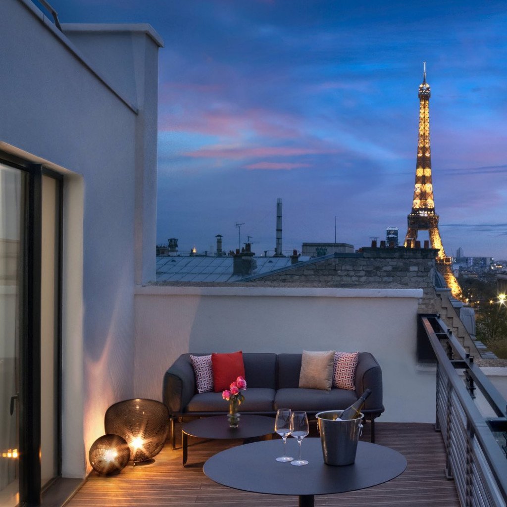 Impressive holiday experience in the 'City of Light' at Canopy by ...