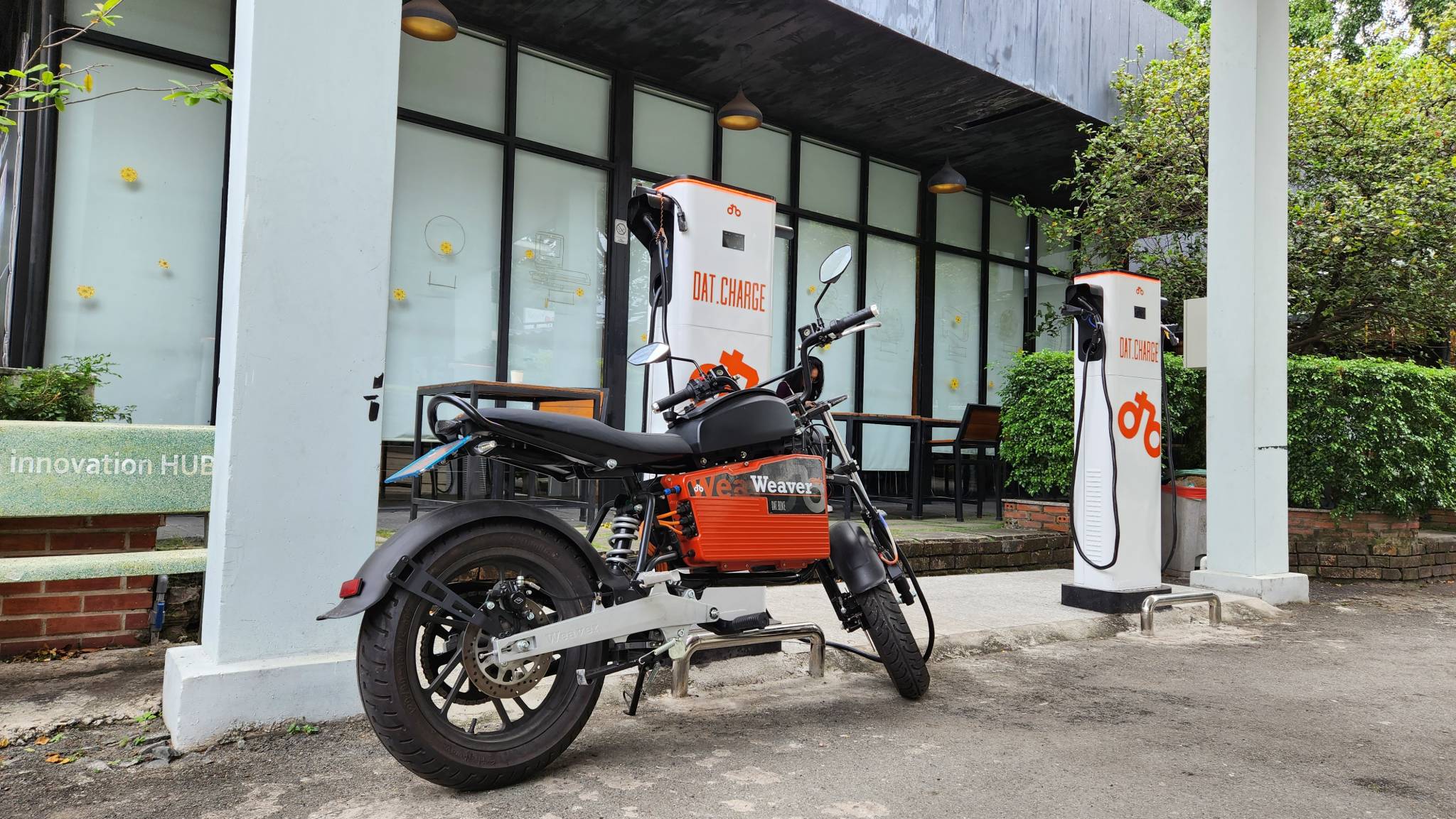 Trải nghiệm tốc độ sạc siêu nhanh của Dat Bike Weaver++ ở nhà và trạm ...