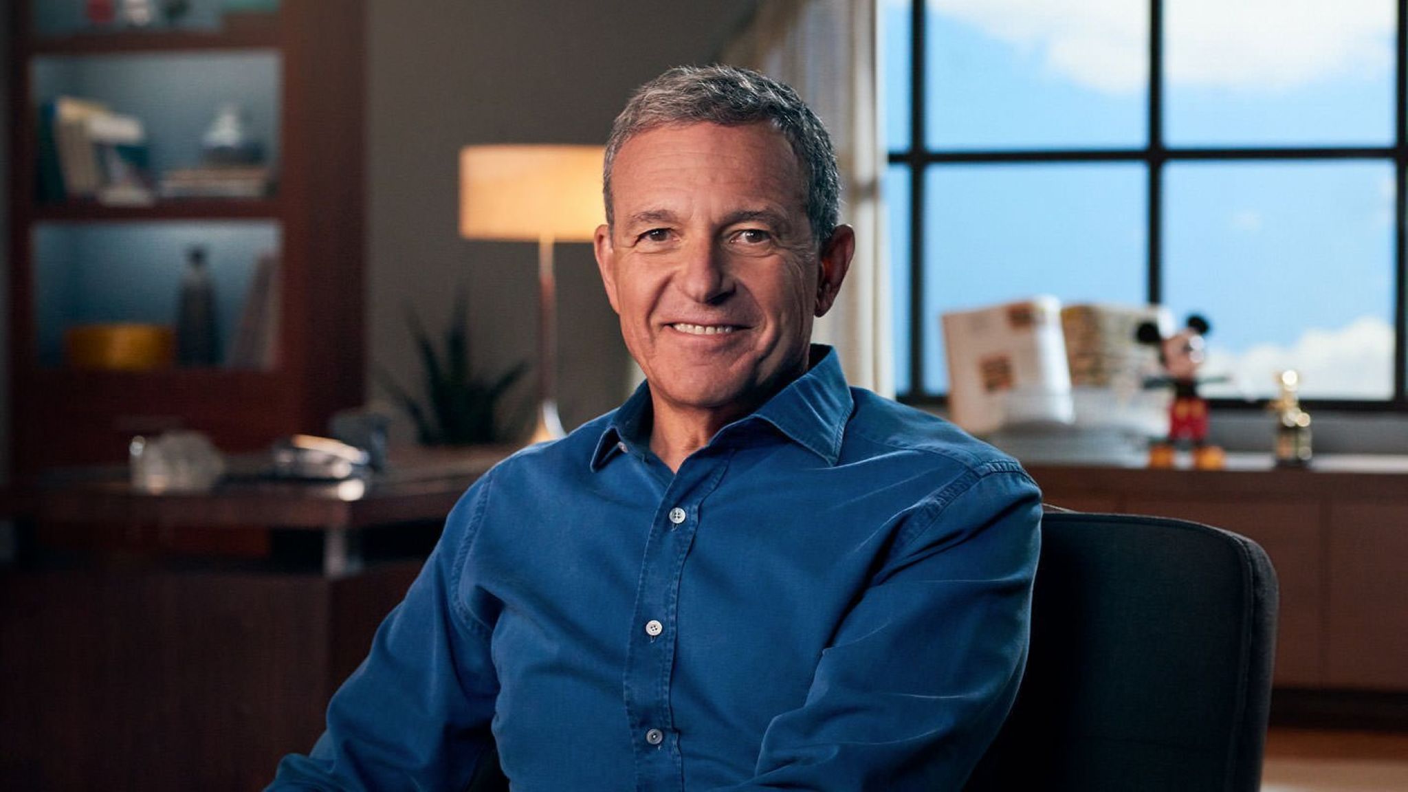 Bob Iger trở lại vị trí CEO của Disney