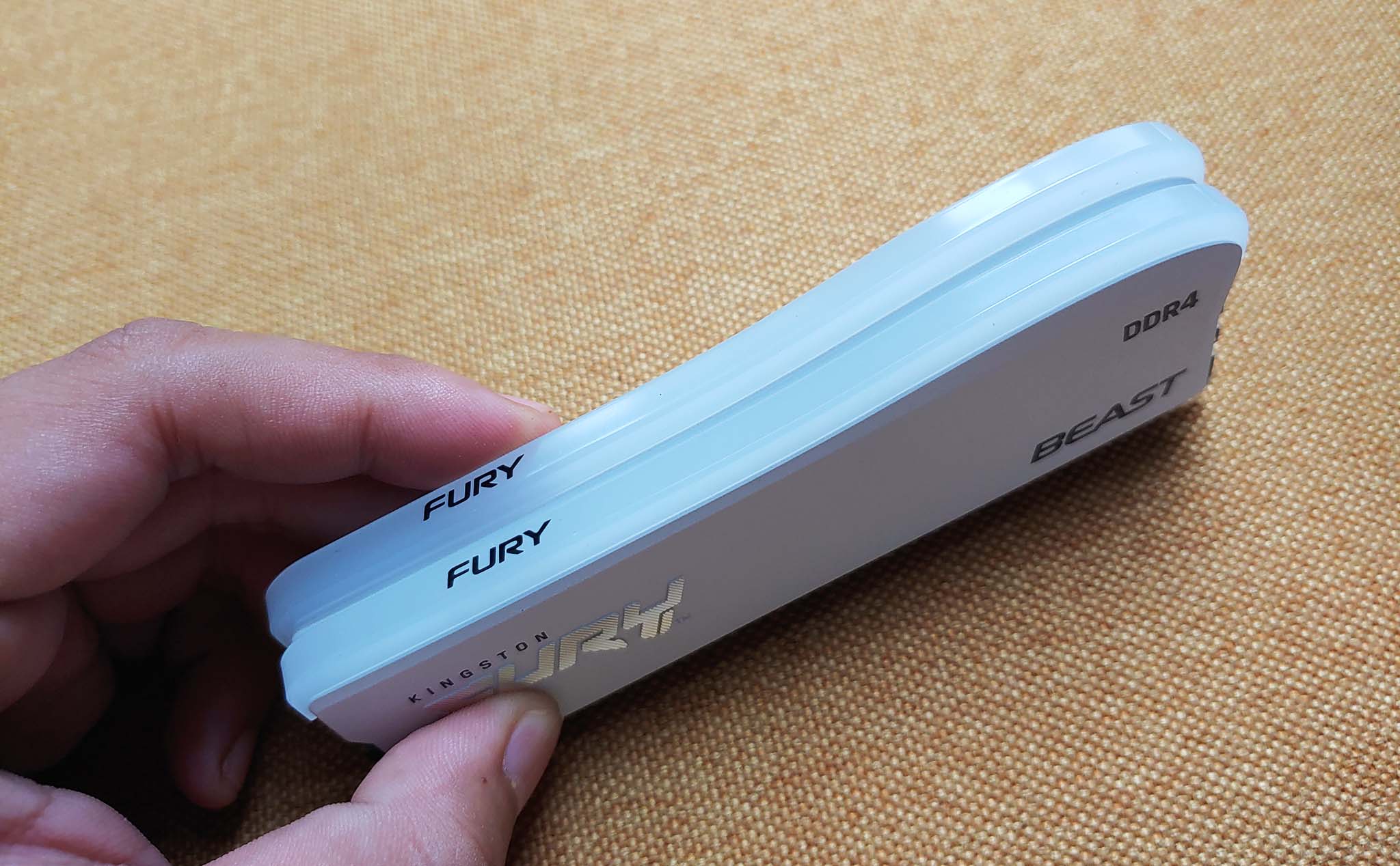 Trải nghiệm Kingston FURY Beast DDR4 RGB Special Edition