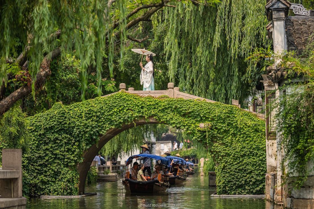 Impressed by the enchanting and soul-stirring landscapes in Chau Trang ...