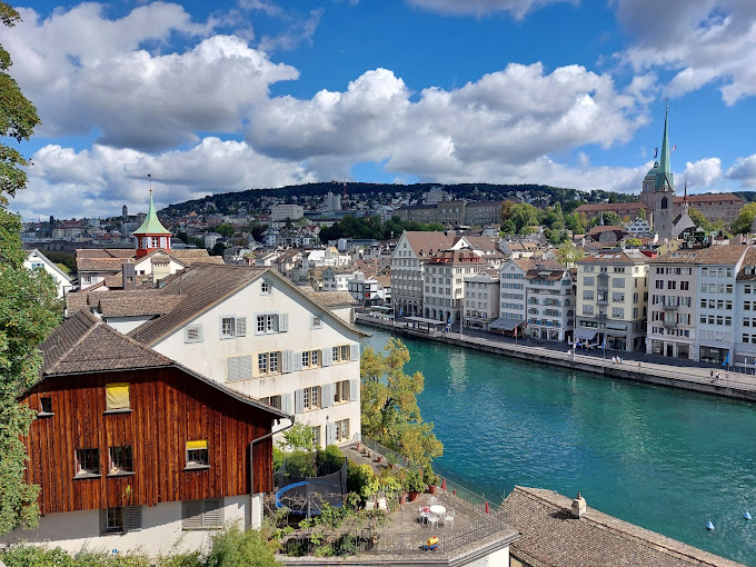 Lindenhof Hill Switzerland - Discover Zurich's Vibrant Cityscape - Mytour