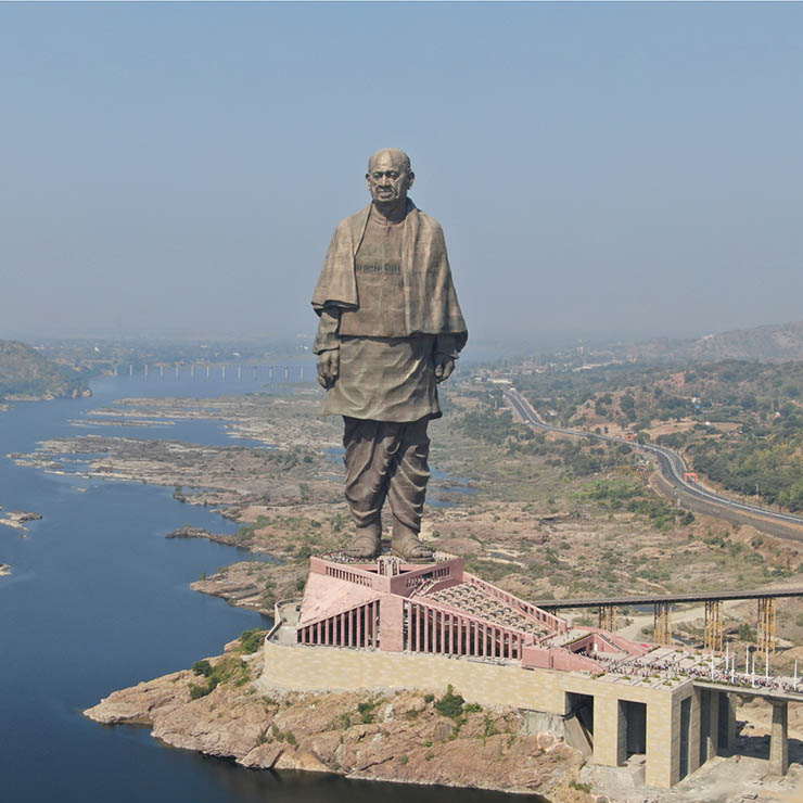 The world's tallest statue proudly stands in India - Mytour