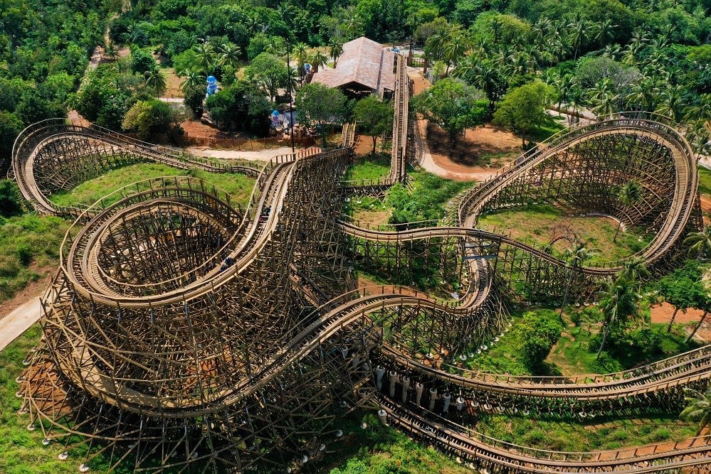 Experience the first wooden high-speed coaster in Phu Quoc - Mytour