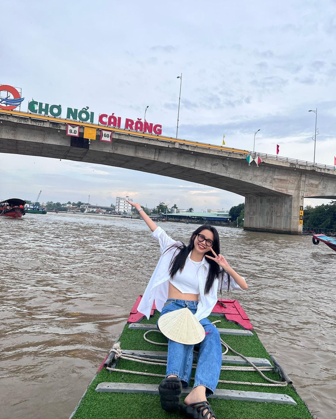 Cái Răng Floating Market in Cần Thơ – Delightful Essence of the Mekong ...