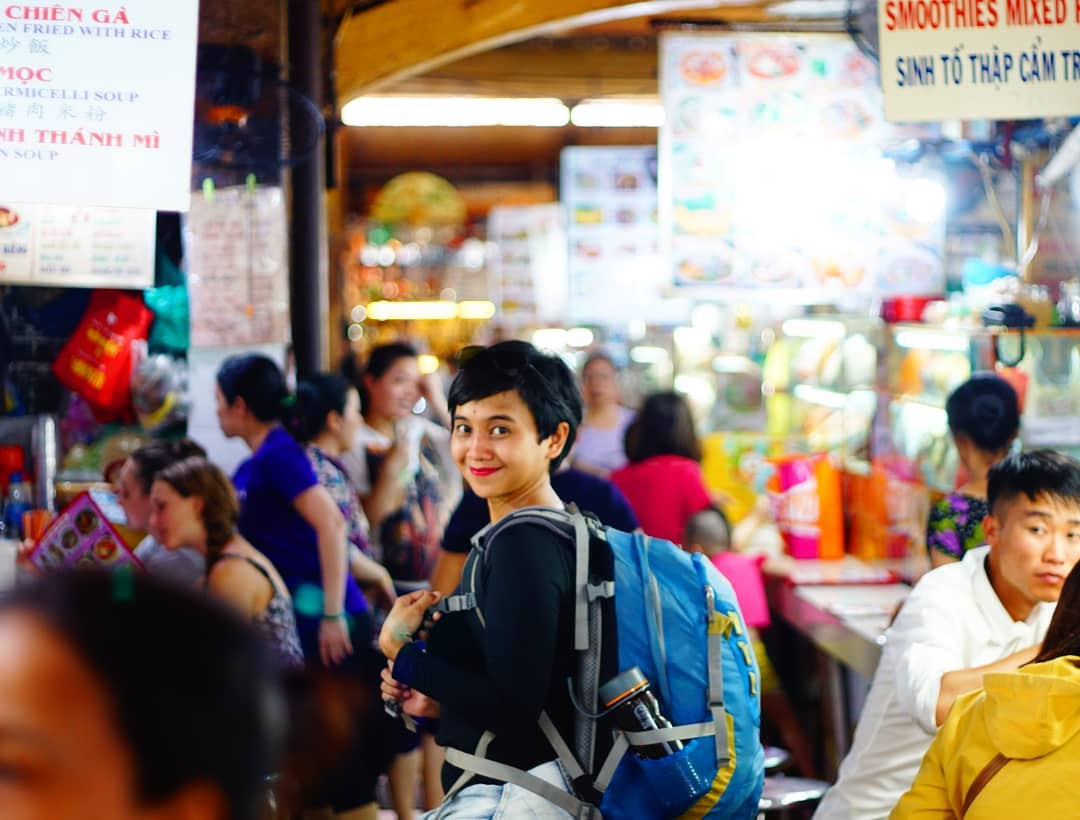 Exploring 4 bustling markets that make Saigon come alive on weekends ...