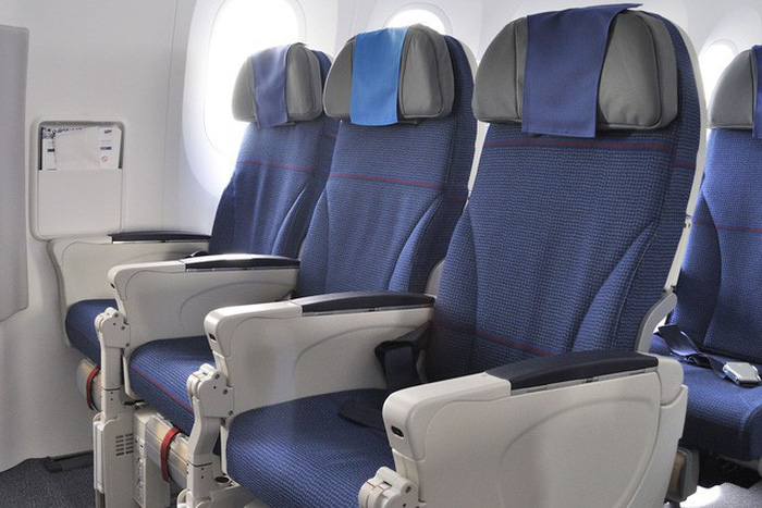 Why are airplane seats often blue? - Mytour