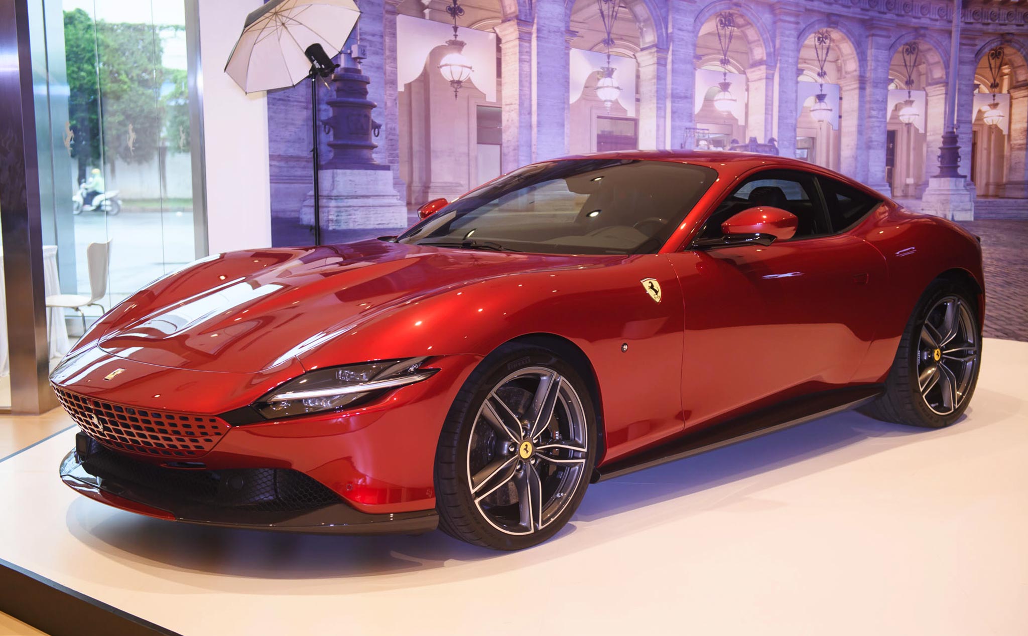 Ferrari Roma giành danh hiệu Siêu xe Xuất sắc Nhất năm 2021 | Tác giả ...