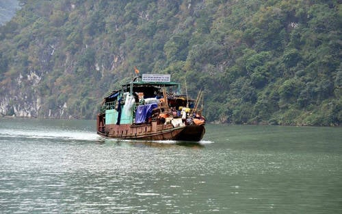 Embark on an Autumn Expedition to Da Bac with Mytour