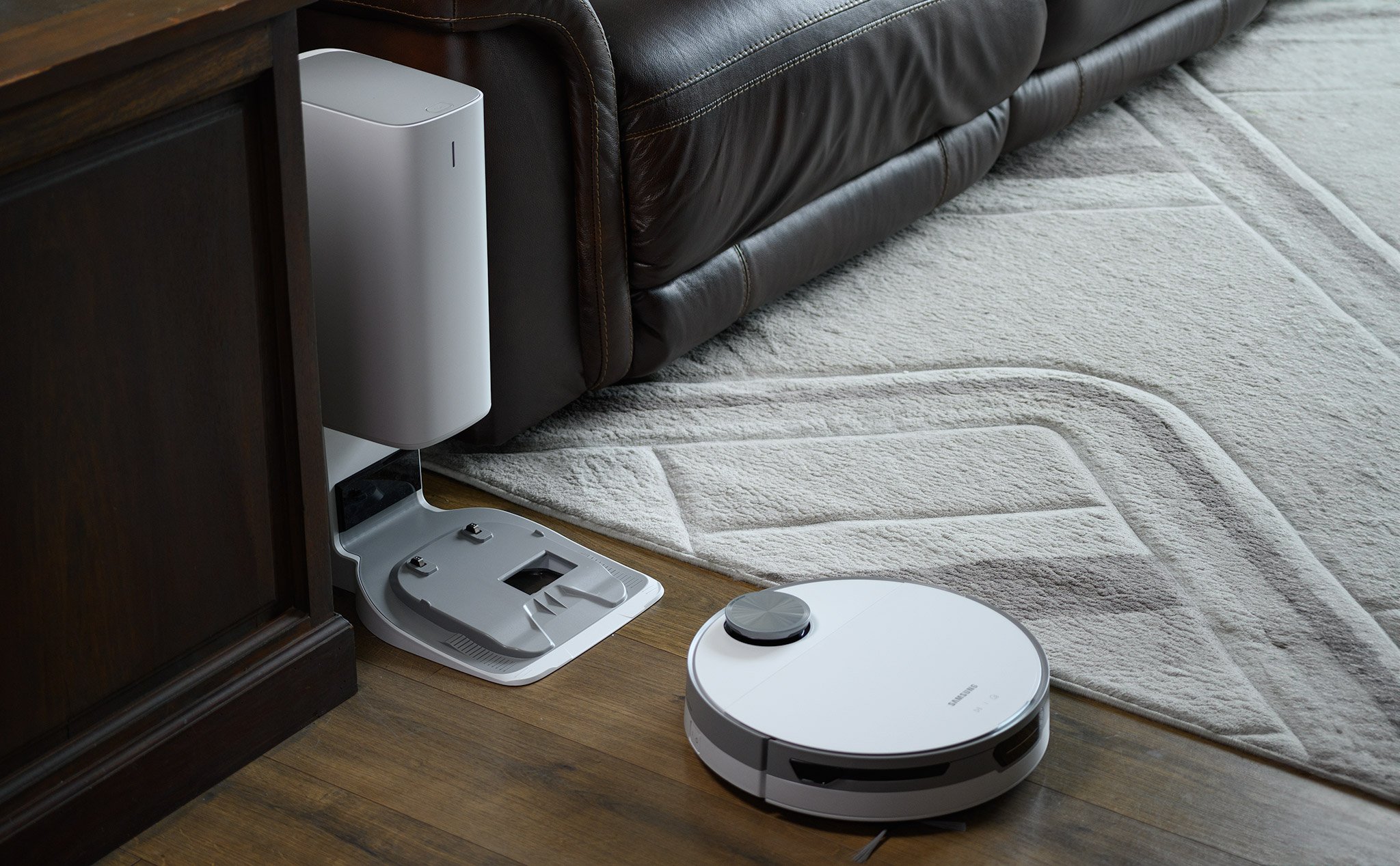 Trải nghiệm Robot hút bụi Jet Bot+ cùng Trạm làm sạch tự động từ Samsung