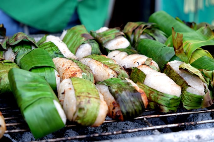 Grilled sticky rice bananas claim the top spot among the world's most ...