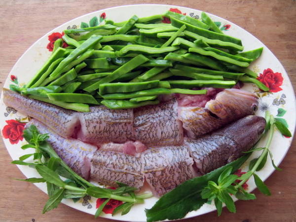 Exploring Quang Ngai: Delight in the Delectable Delicacy of Thung Fish