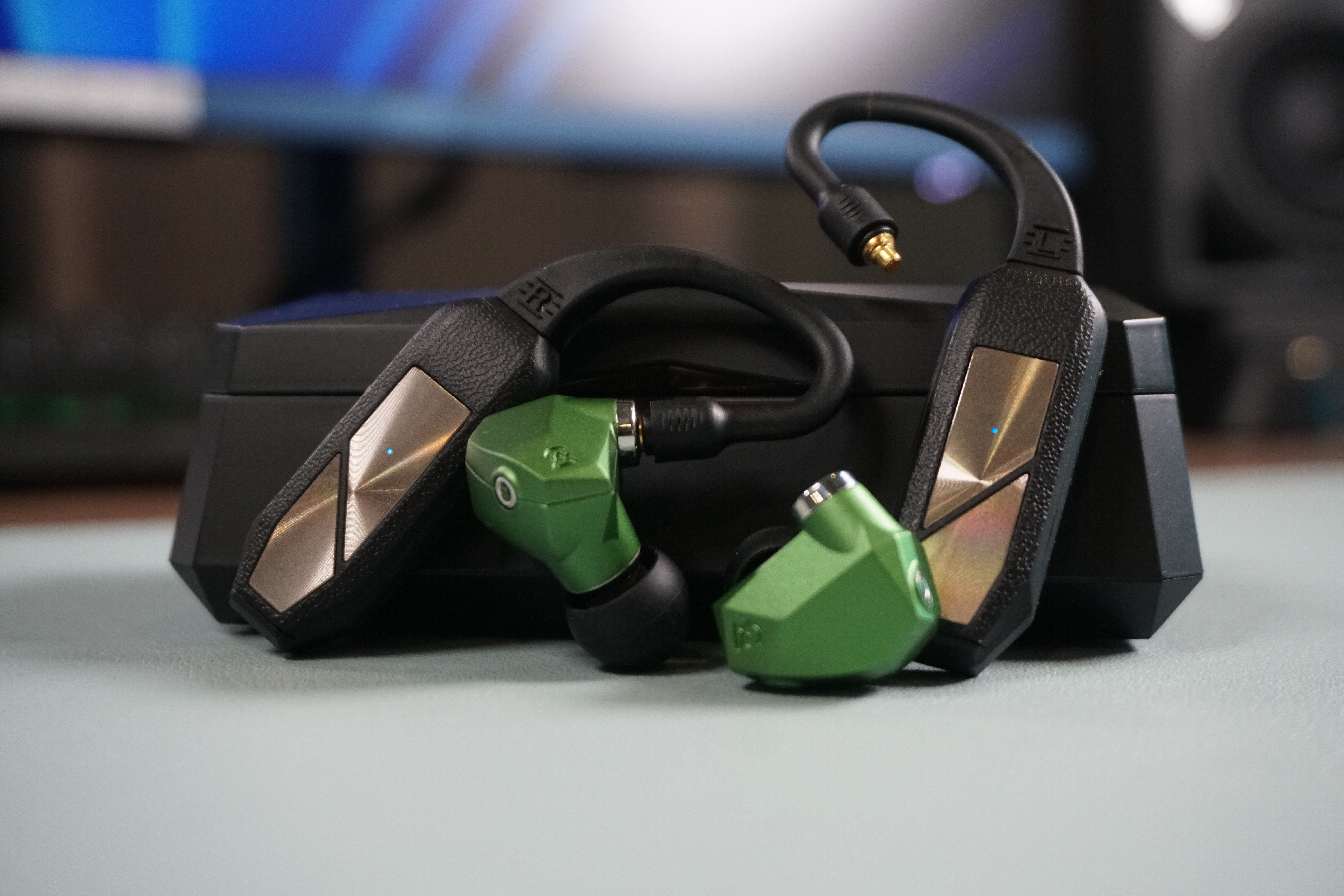 iFi Go Pod: Biến đổi tai nghe IEM hi-end thành true wireless cao cấp