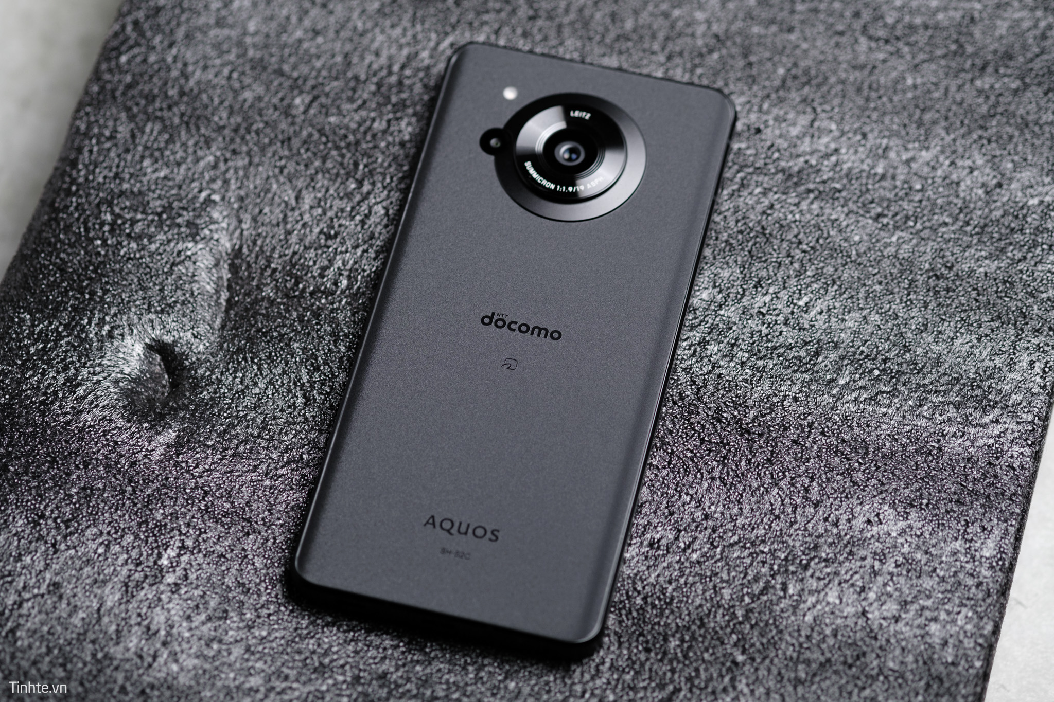 Đánh giá nhanh Sharp AQUOS R7: Màn hình siêu mượt 240Hz, độ sáng 2000 nits, camera Leica 1'