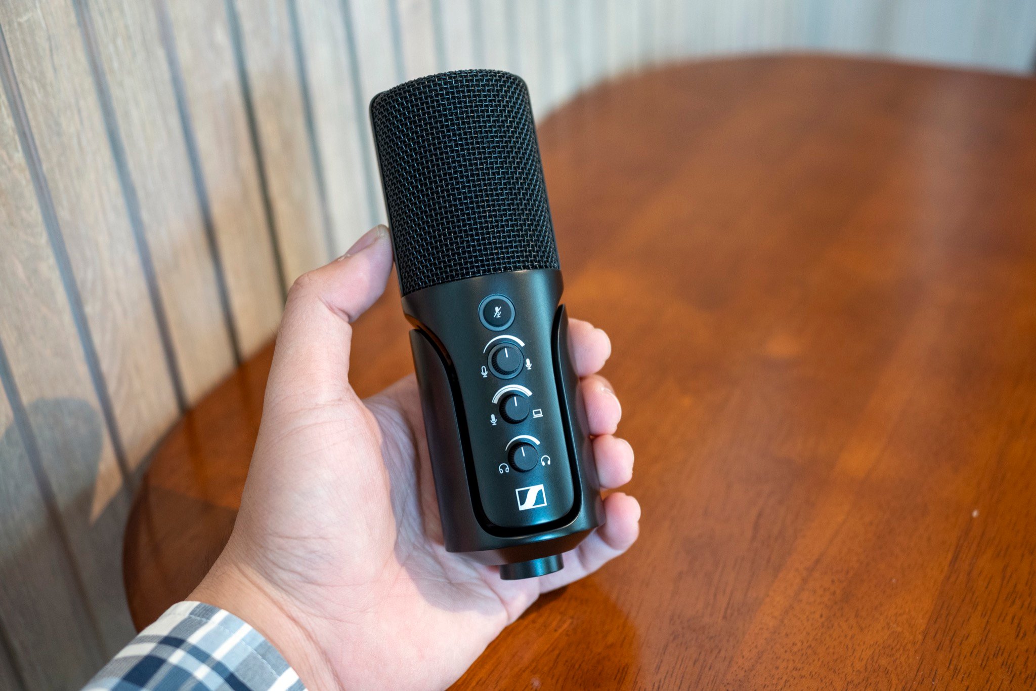 Trải nghiệm cùng Microphone Sennheiser Profile USB: âm thanh chi tiết ...