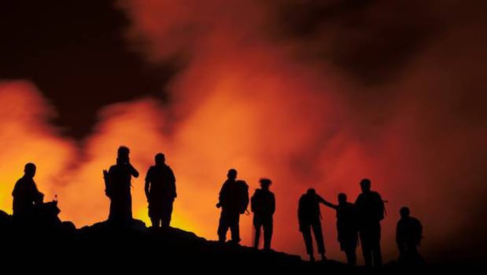 7 Essential Tips for Ensuring Safety While Viewing Volcanoes