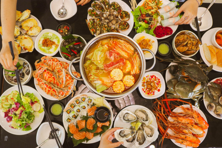 #Top 10 High-End Lunch Buffet Restaurants in Hanoi - Mytour
