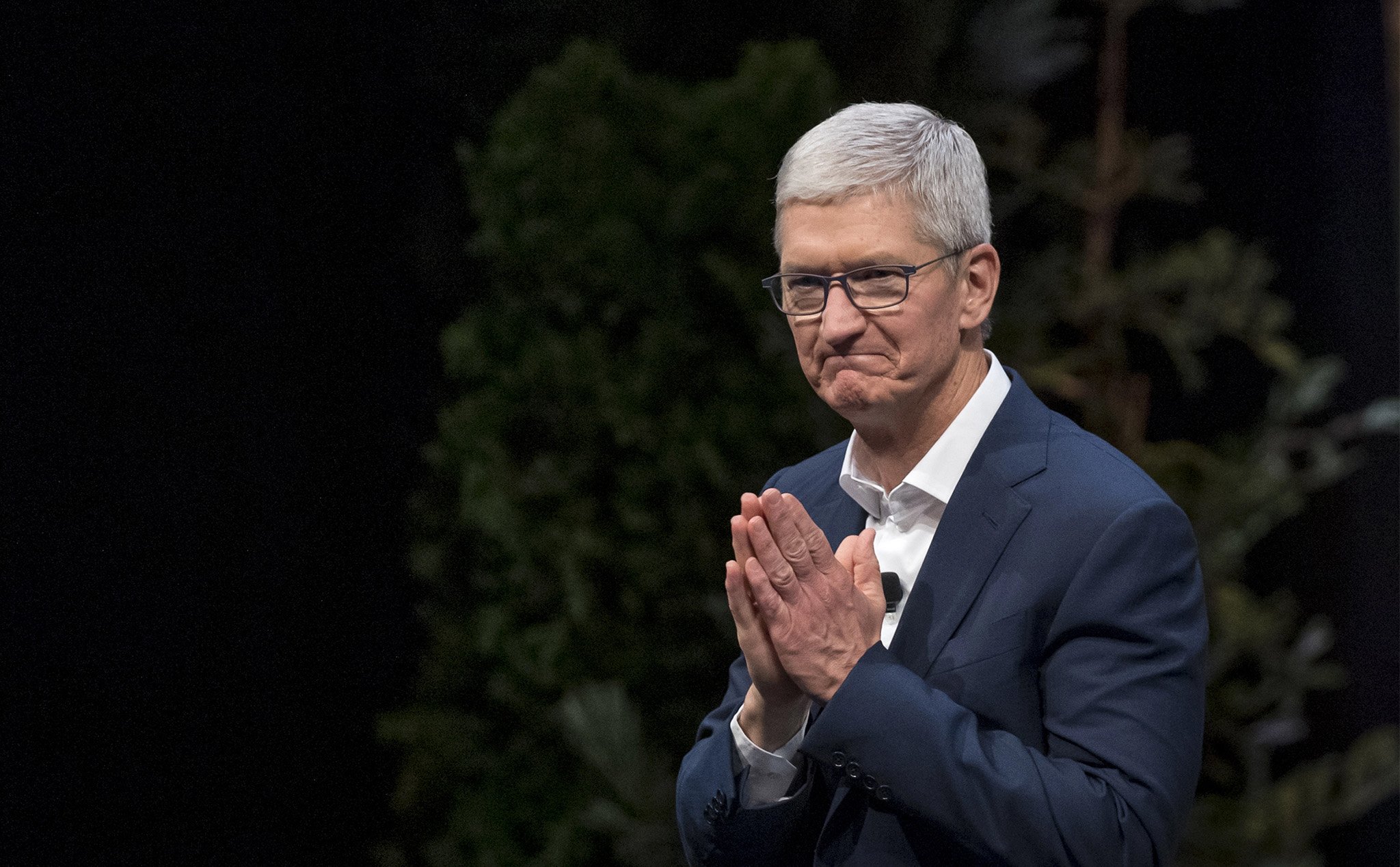 Tim Cook mới đây đã tiết lộ thông tin mới về sản phẩm kính AR/VR của ...