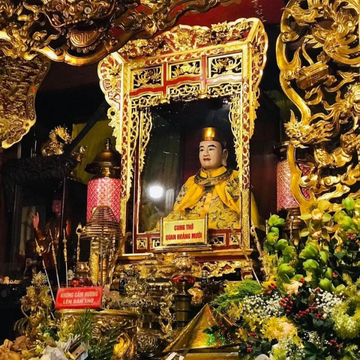 Insider Tips for Visiting the Temple of Lord Hoang Muoi to Pray for ...