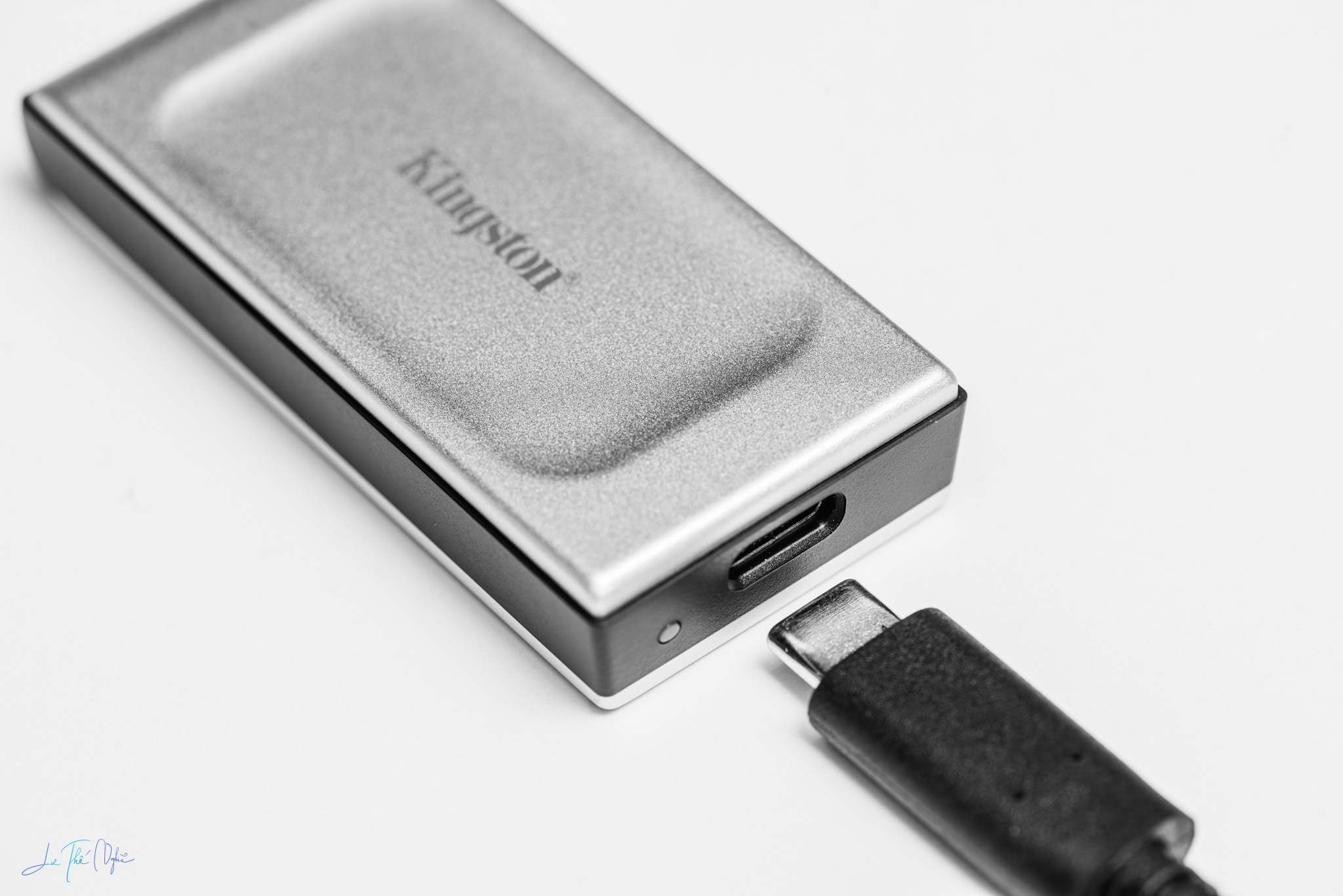 Khám phá về ổ SSD di động Kingston XS2000 - Siêu nhẹ, siêu tốc