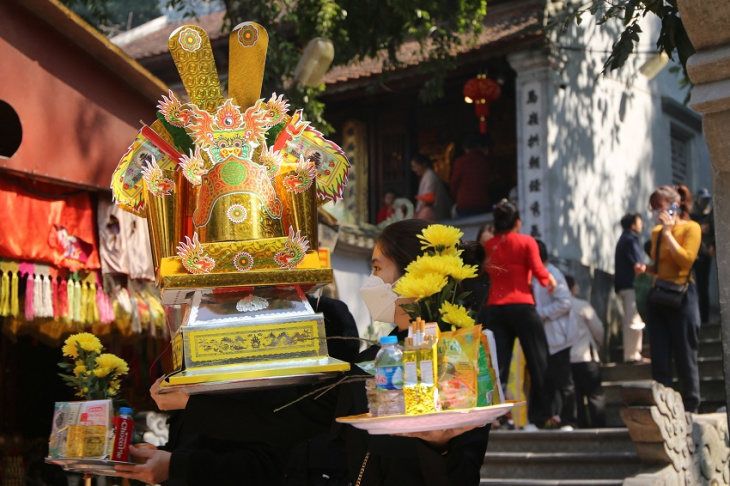 Insider Tips for Visiting the Temple of Lord Hoang Muoi to Pray for ...