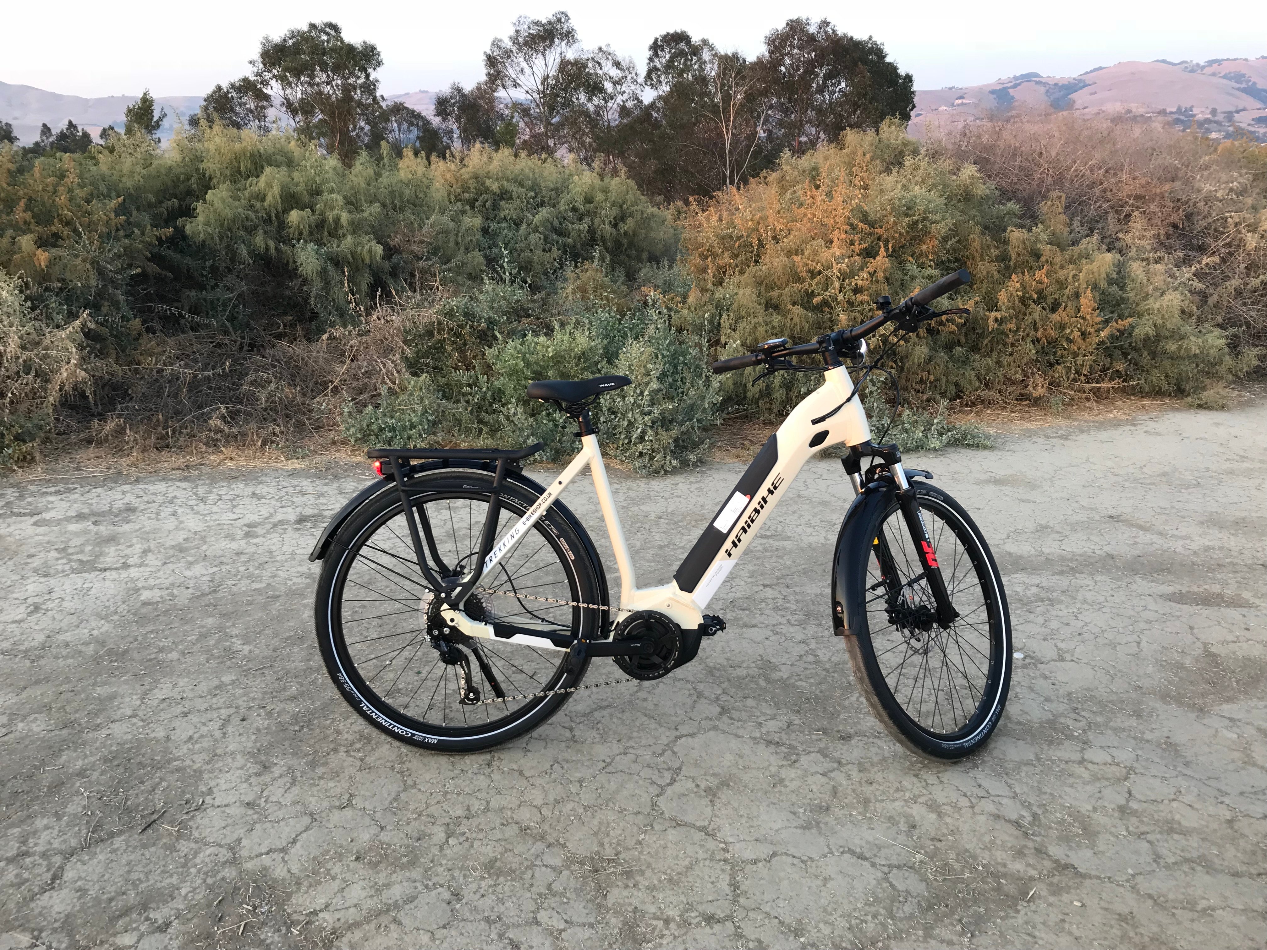 Đánh giá Xe đạp HaiBike Trekking 4 Low Step 2021 | Bởi: holevu