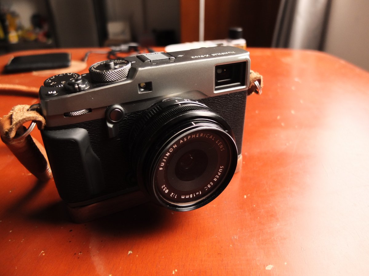 Đánh giá ống kính Fujifilm XF 18mm F2 R | Bởi Phòng Khách của Jun
