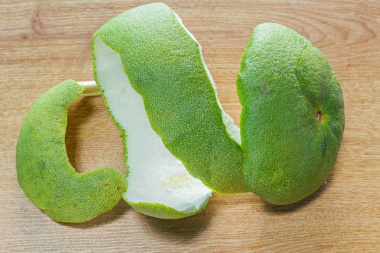 Wash Your Hair with Grapefruit Peel for Impressive, Thick, and Dark ...