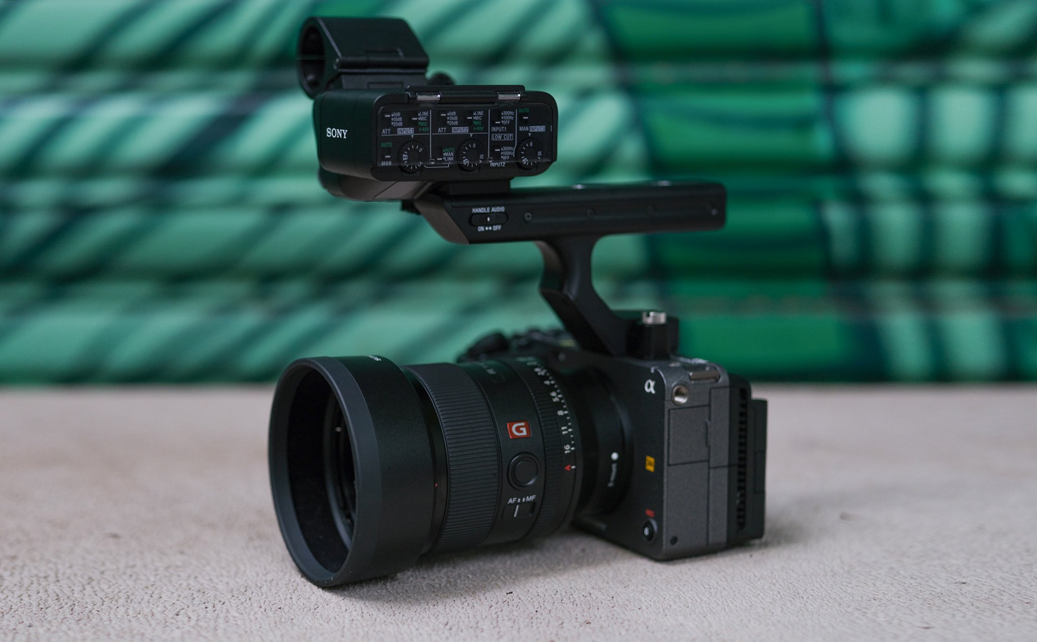 Trên tay máy quay Cineline Sony FX3: Nhỏ gọn, quay 4K@ 120p, Ghi ngoại ...