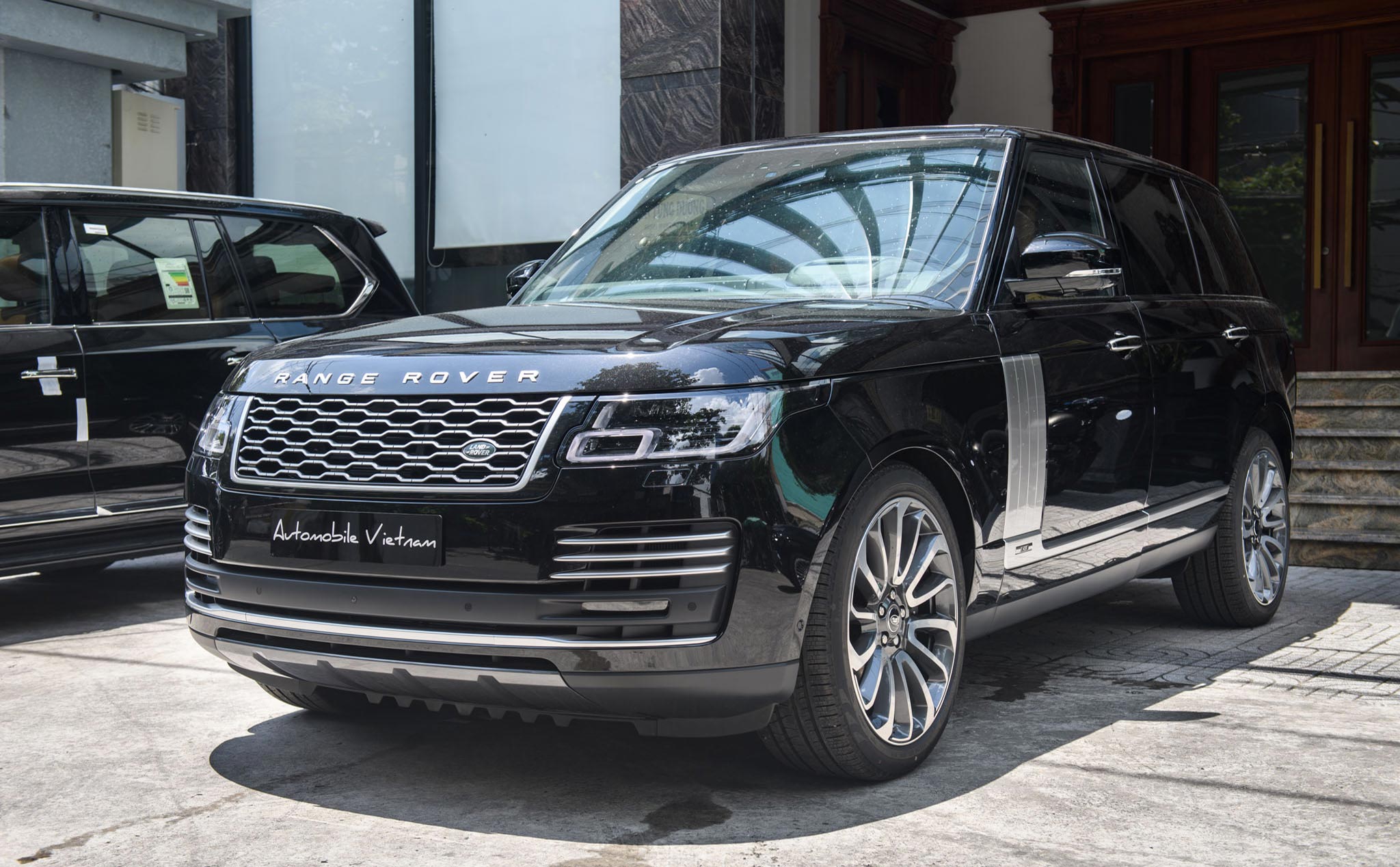 Trải nghiệm Range Rover Autobiography D350, phiên bản cao cấp nhất của ...