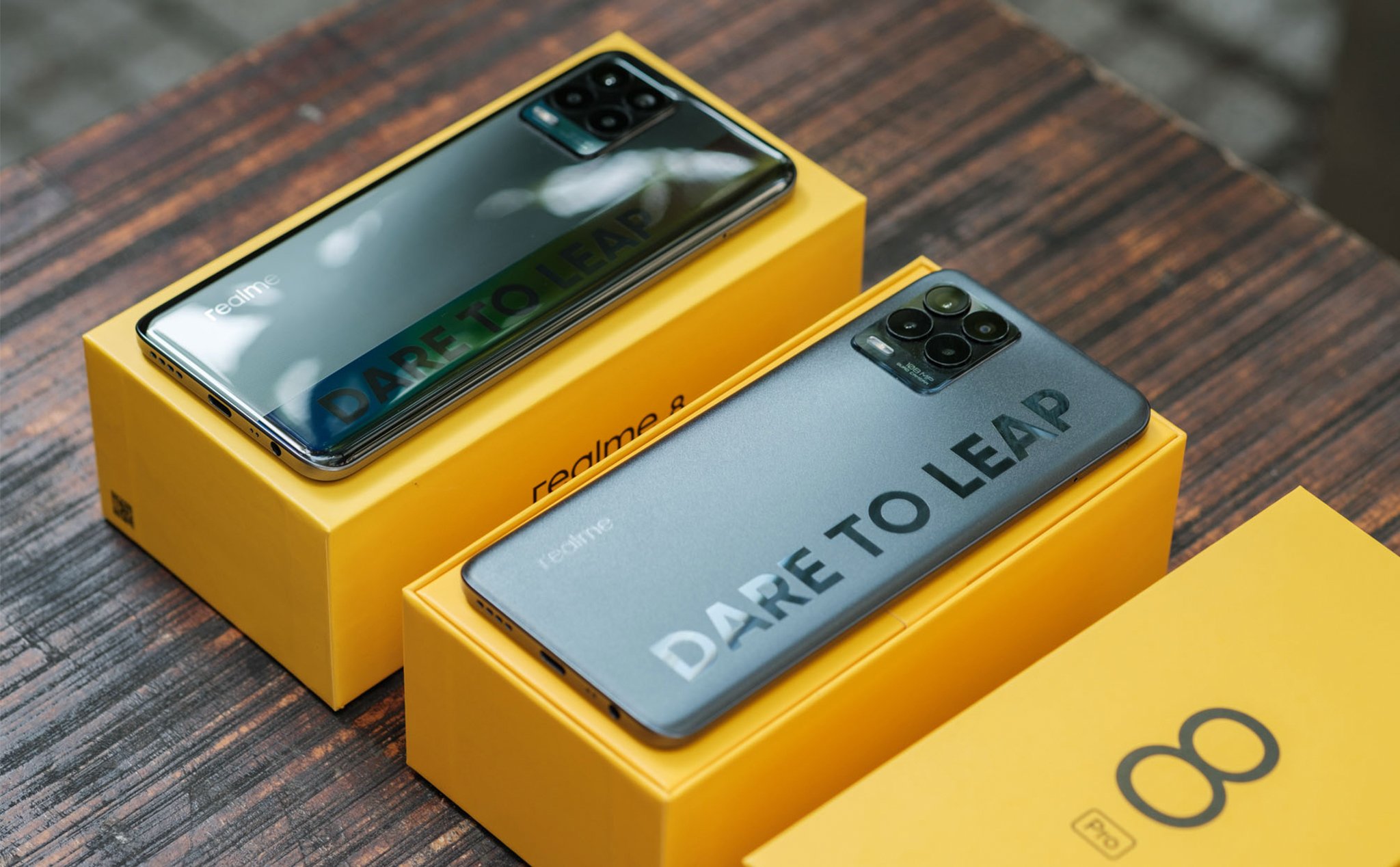 Mở hộp realme 8 & realme 8 Pro: Thiết kế đẹp, hiện đại, camera chất ...