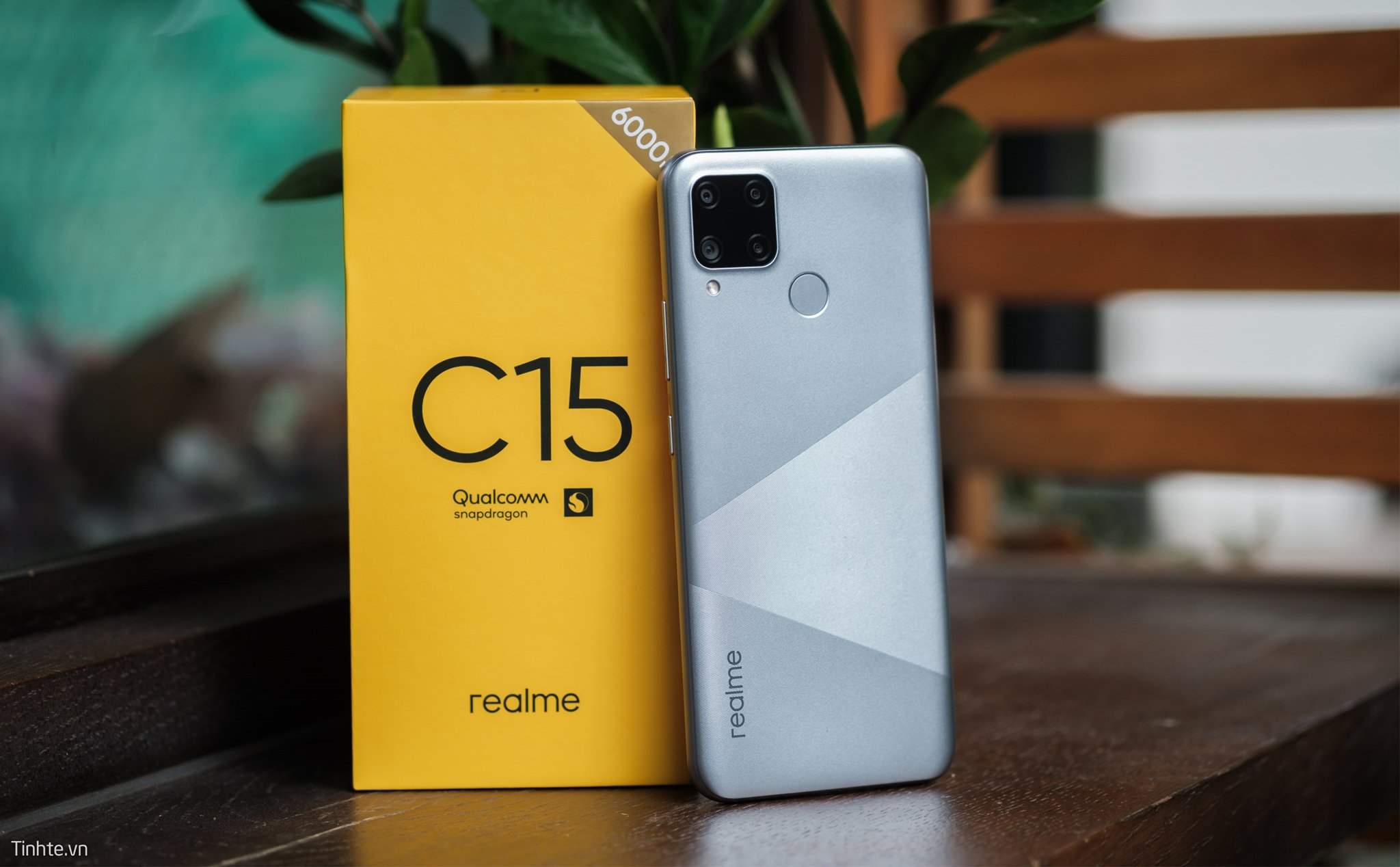 Đánh giá Realme C15: Pin 6000mAh, sạc nhanh 18W, 4GB RAM, 64GB ROM, hỗ ...