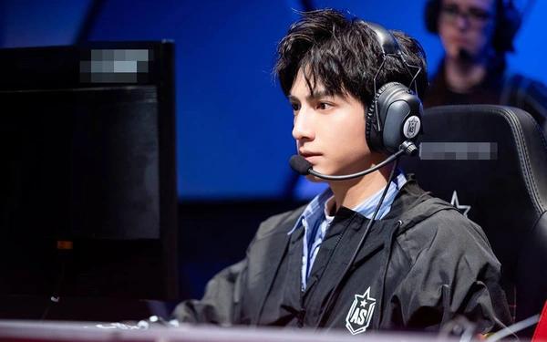 Top 10 Most Handsome League of Legends Pro Players Worldwide in 2017 ...