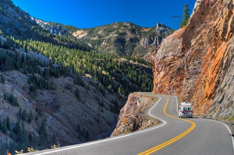 Top 15 Most Terrifying Roads in the World - Mytour.vn