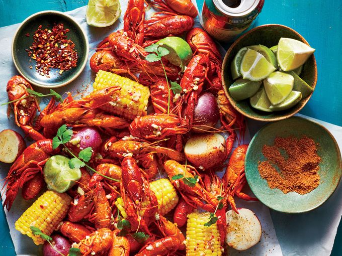 Top 9 Spots for Delicious Crawfish in Ho Chi Minh City - Mytour.vn