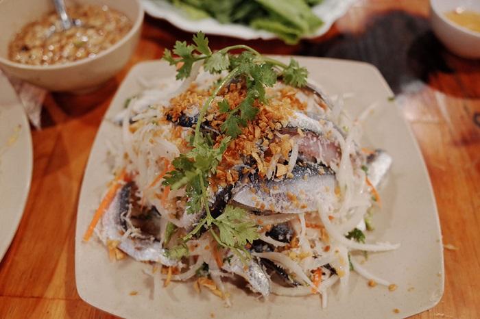 Top 5 Best Smoked Herring Salad Spots in Ho Chi Minh City - Mytour.vn
