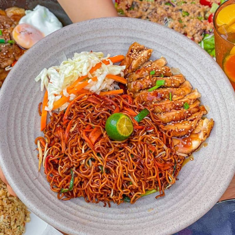 Top 6 Best Noodle Mix Restaurants in Tan Binh District, Ho Chi Minh ...