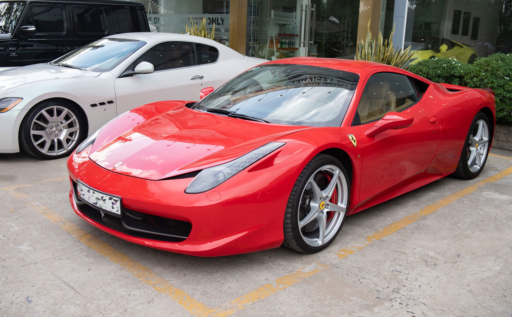 Một cái nhìn lại về sự xuất hiện đầy ấn tượng của Ferrari 458 Italia ...