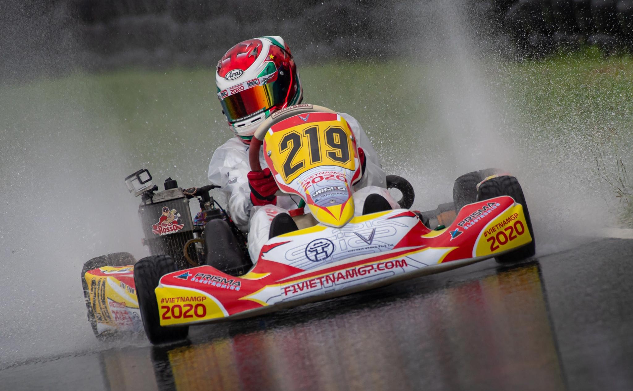Đại diện Việt Nam tham dự giải FIA Karting Academy Tropy 2020 sẽ là một ...
