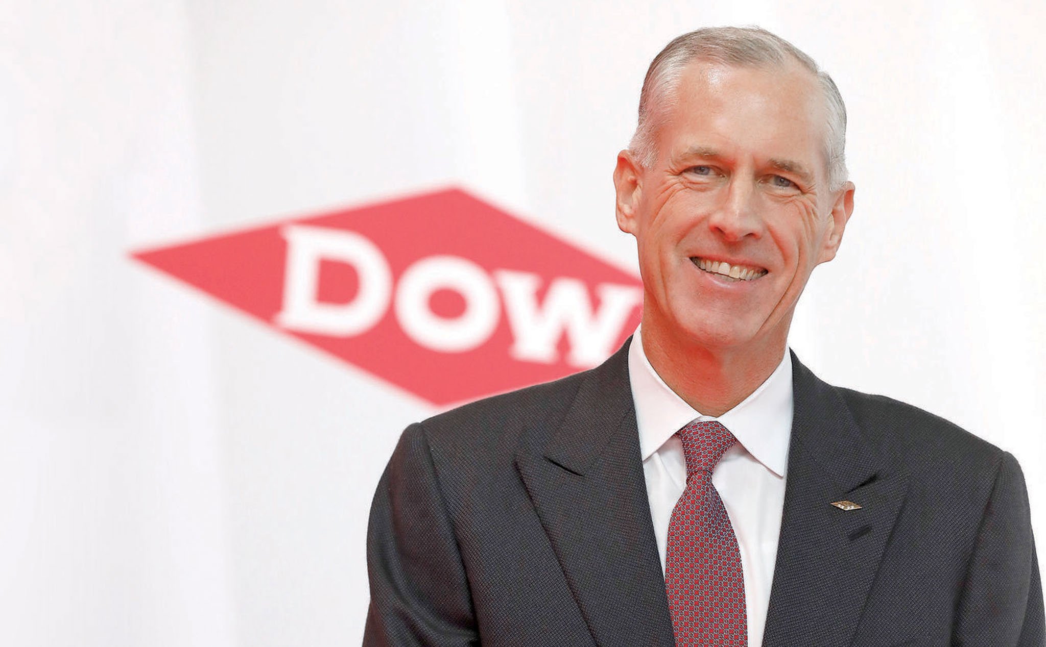 Giám đốc điều hành của Dow đề cập đến sự gia tăng đột biến trong nhu ...