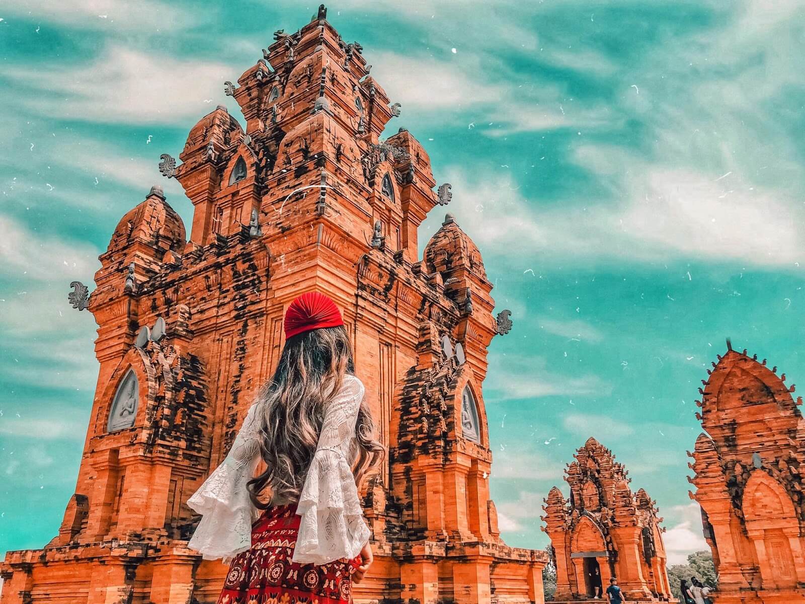 Explore the most budget-friendly hangout spots in Hanoi that you must ...