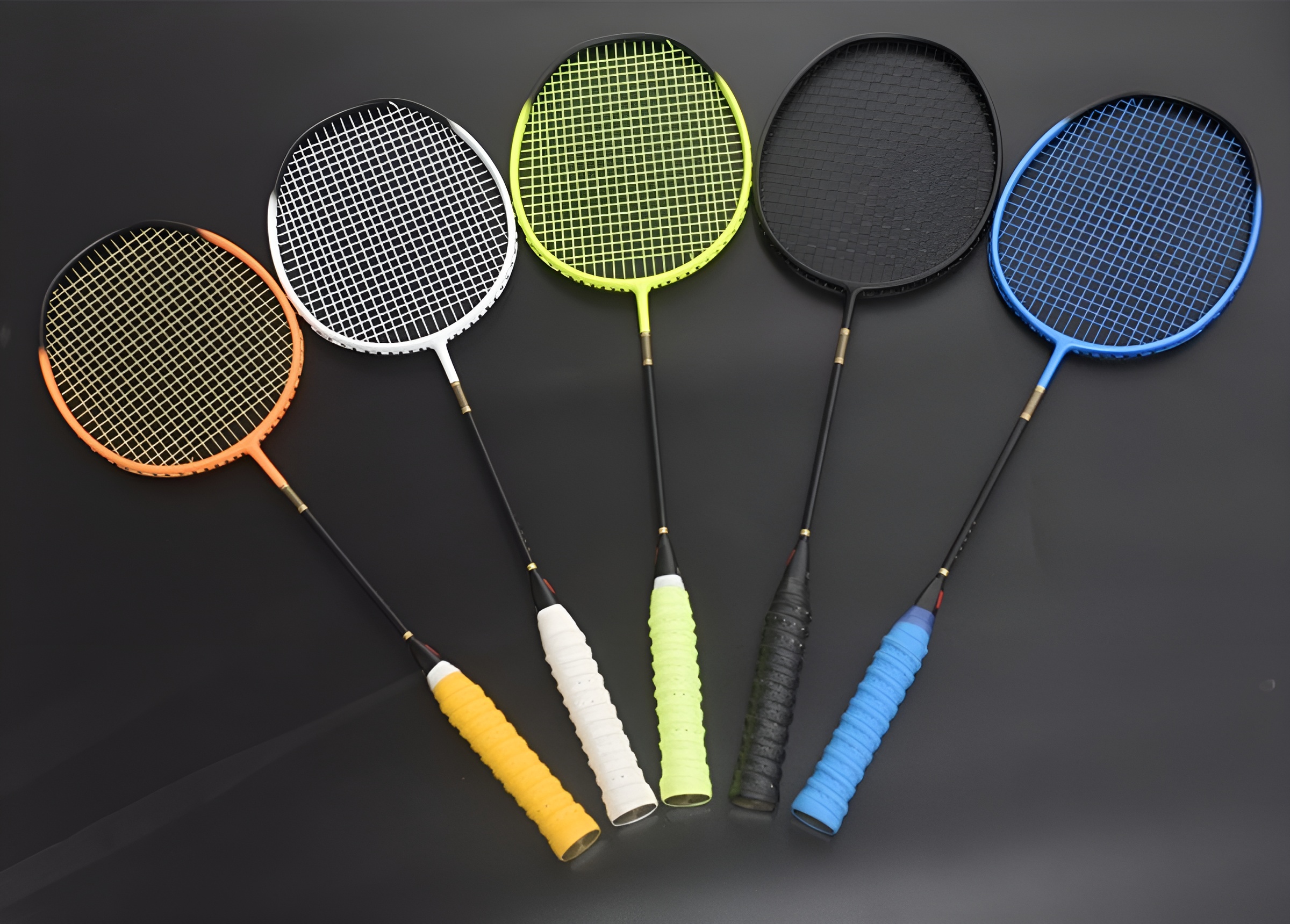 Which badminton racket type is the best? Check out some of the most ...