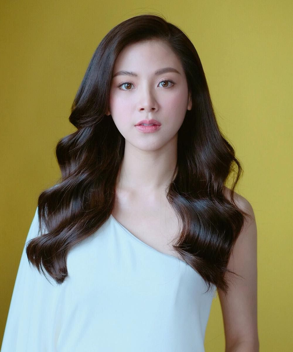 The Most Delicate and Alluring Leaf-Shaped Hairstyles in 2024 | Mytour