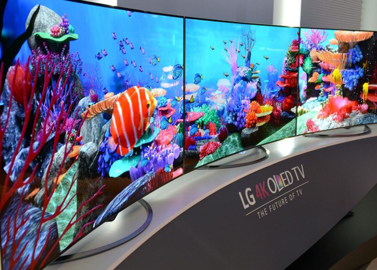 What is OLED Display? Pros and Cons? Used on Which Devices? | Mytour